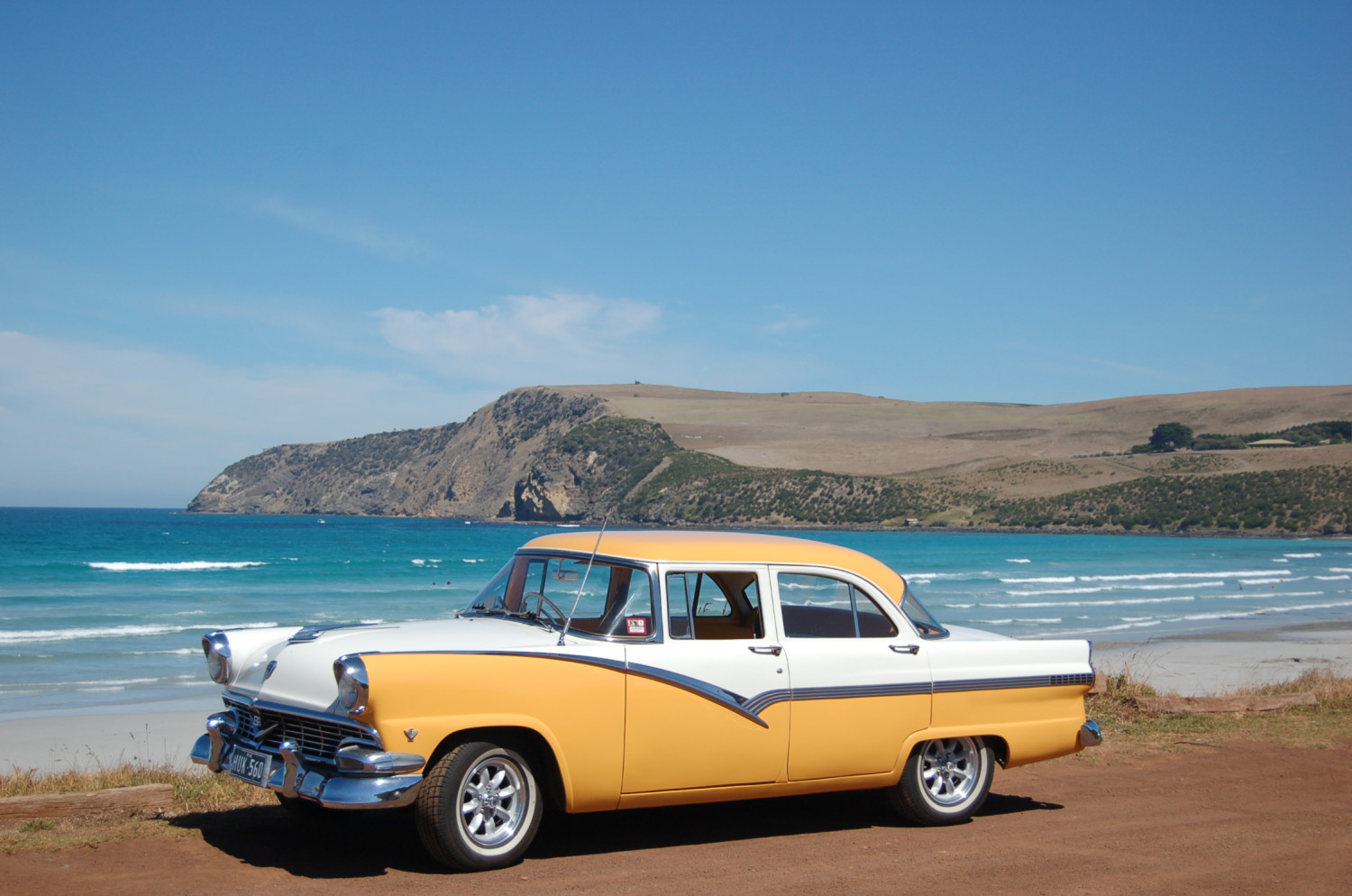 1957 Ford Customline - Magoopy - Shannons Club