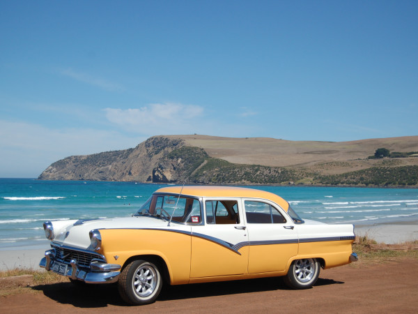 1957 Ford Customline - Magoopy - Shannons Club