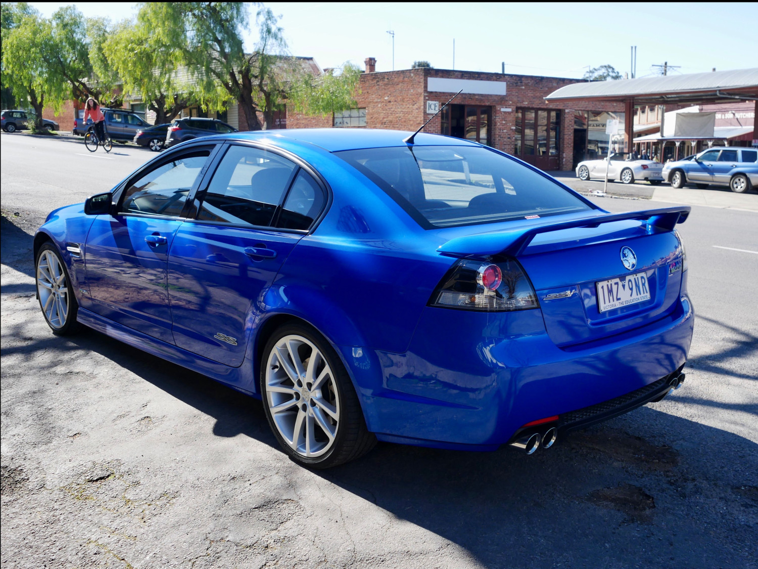 2010 Holden COMMODORE - DaveBurns - Shannons Club