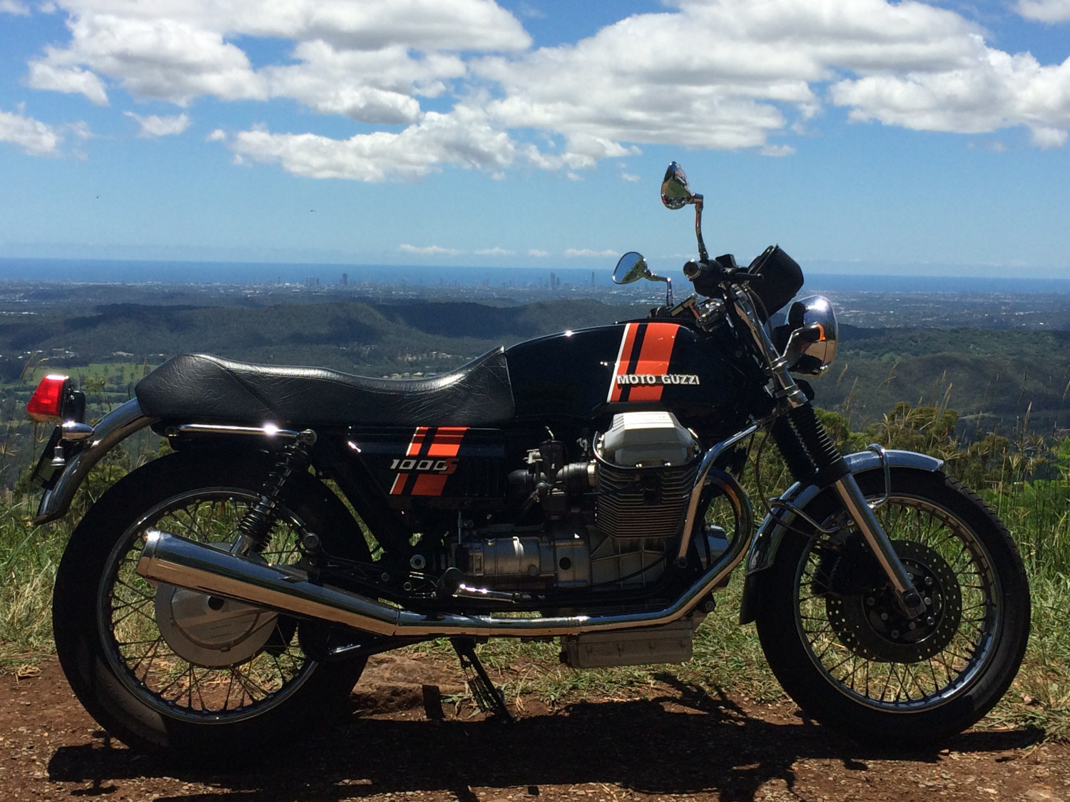 1991 Moto Guzzi 1000s - GerardM - Shannons Club