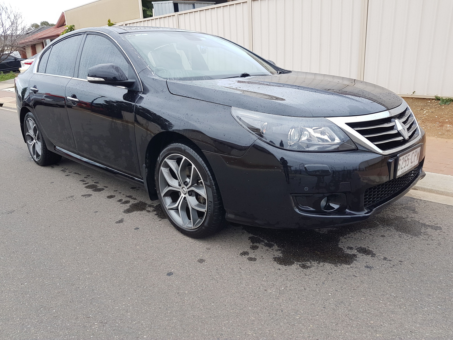 2013 Renault latitude | 2023 Shannons Club Online Show & Shine