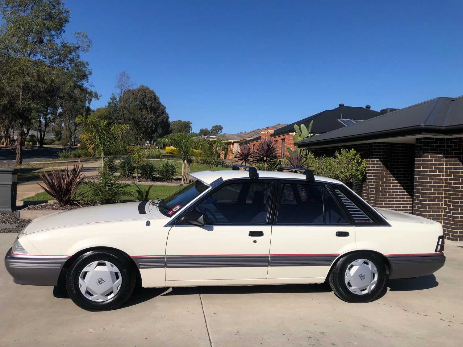 1987 Holden COMMODORE | 2021 Shannons Club Online Show & Shine