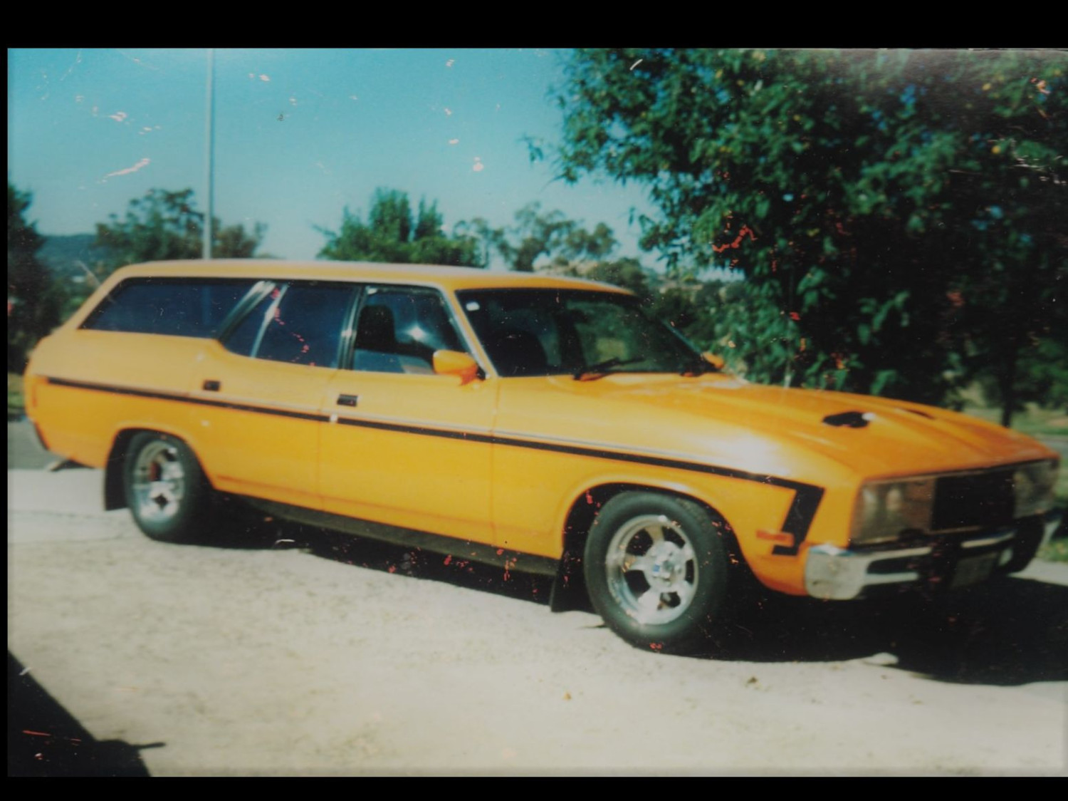 1977 Ford FALCON 500 - Red065 - Shannons Club