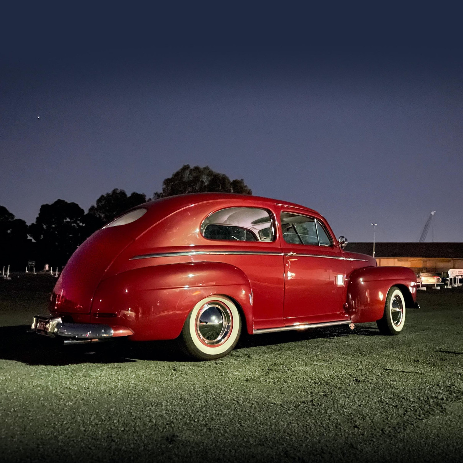 1948 Ford Tudor - Motobassman - Shannons Club