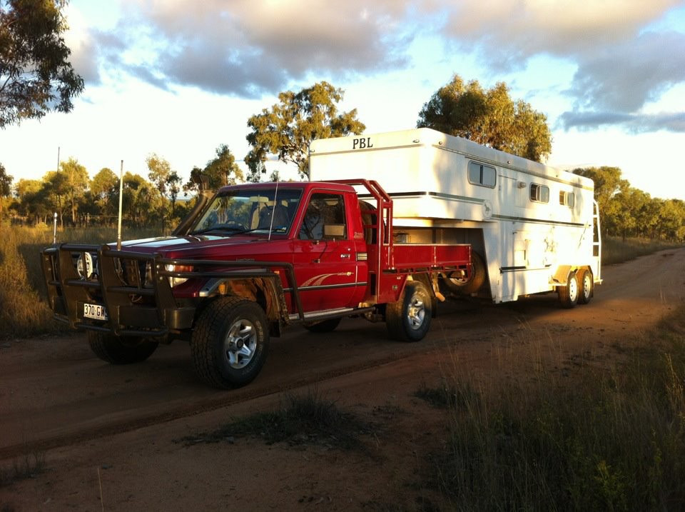 2003 Toyota LANDCRUISER RV (4x4) - RedZephyr - Shannons Club