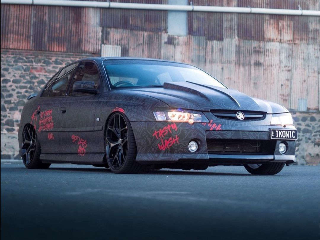 2004 Holden COMMODORE - IKONIC - Shannons Club