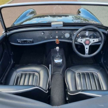 Photo by tomhoangpham - Shannons Club