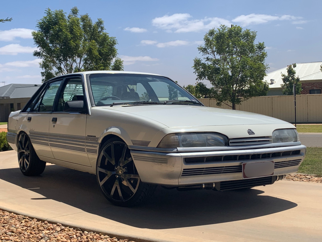 1988 Holden vl commodore - gumpy_g - Shannons Club
