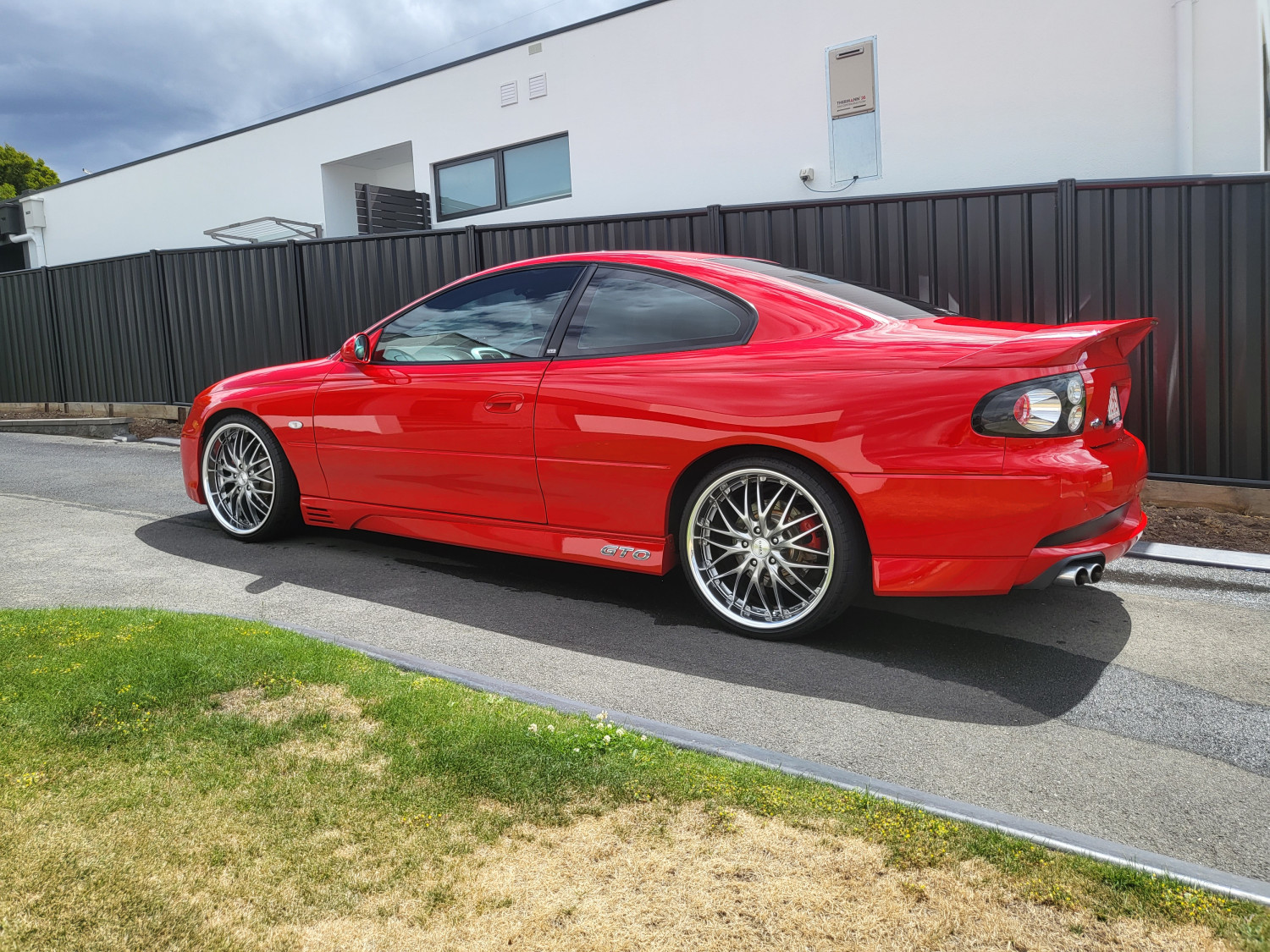 Photo by gtohsv - Shannons Club