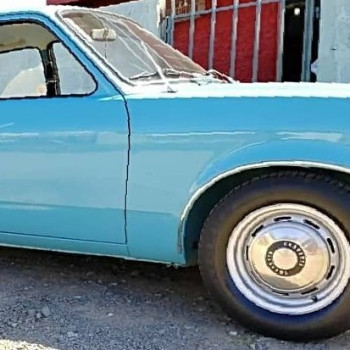 Photo by LuckyLyn66 - Shannons Club